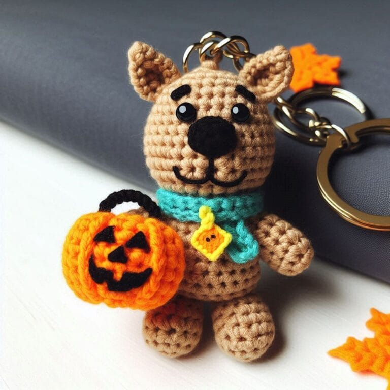 Scooby-Doo crochet keychain