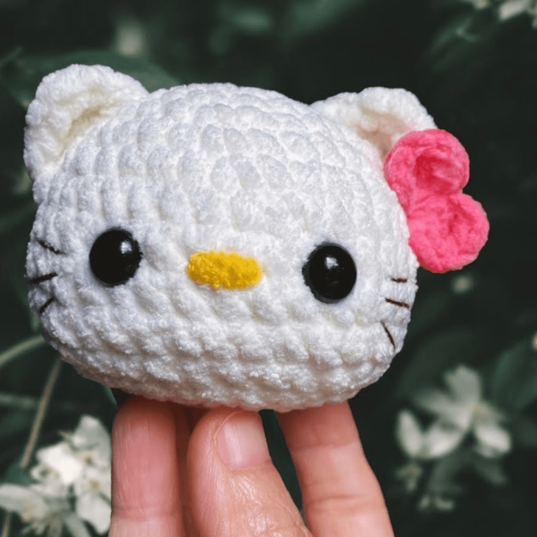 Crochet NO-SEW Hello Kitty Keychain - Old Library